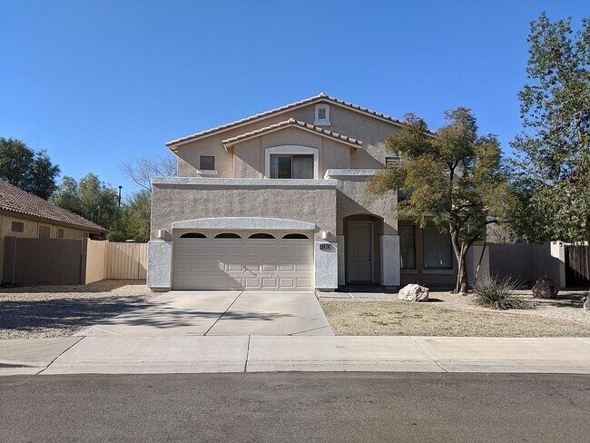 Moccasin Mansion - 2618 S Moccasin Trail Gilbert AZ 85295 | Apartment ...