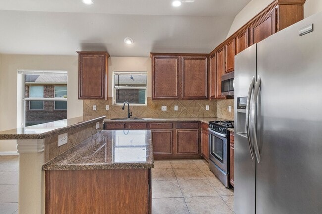 Beautiful Single Story in La Frontera Subdivision! - 8204 Tierra Del ...