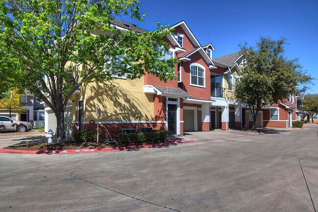 Lakepointe Residences - 2025 Lakepointe Dr Lewisville TX 75057 ...