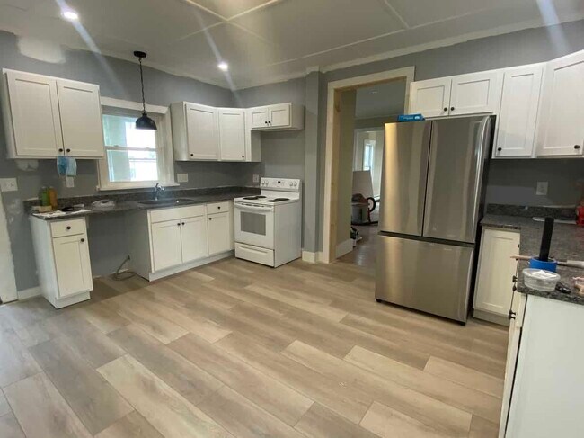 45 Maple St - 45 Maple St Easthampton MA 01027 | Apartment Finder