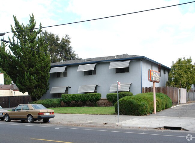 Riverside Manor - 2657 Riverside Blvd Sacramento CA 95818 | Apartment ...