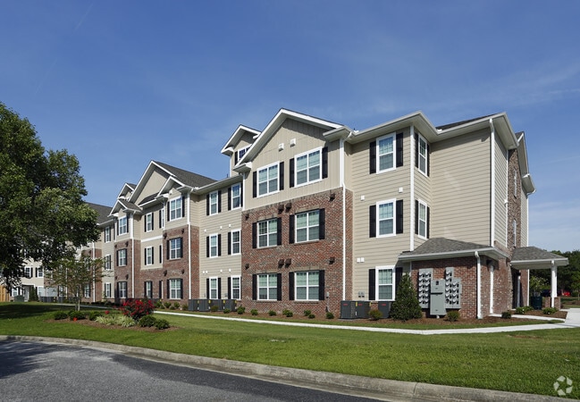 Parkside Commons - 901 Johns Hopkins Dr Greenville NC 27834 | Apartment ...