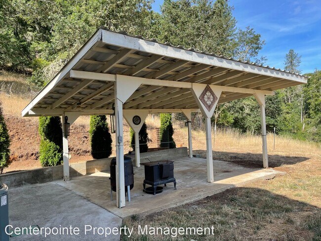 5 br, 4 bath House - 2510 Sunshine Rd - 2510 Sunshine Rd Roseburg OR ...