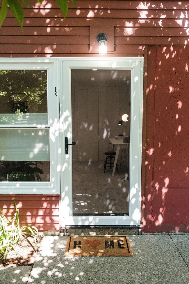 Large 1Bed 1Bath Available - 288 Main St Burlington VT 05401 ...