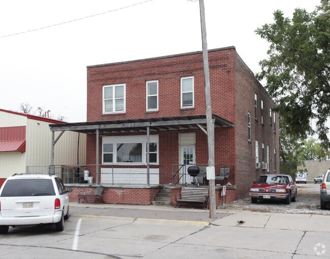 105 E Front St - 105 E Front St Valley NE 68064 | Apartment Finder