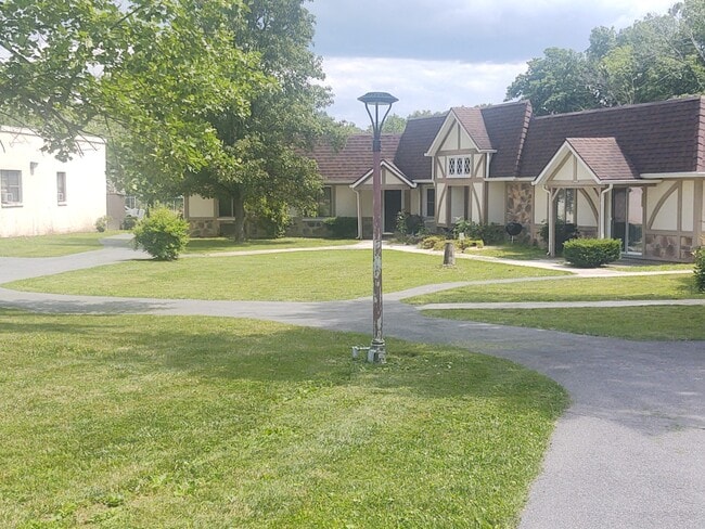 2636 Emmitsburg Rd - 2636 Emmitsburg Rd Gettysburg PA 17325 | Apartment ...