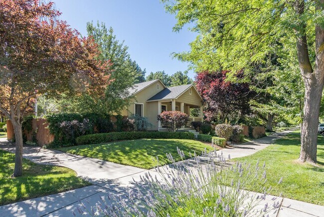 Historic Cottage Blends Style and Charm in... - 1418 N 24th St Boise ID ...