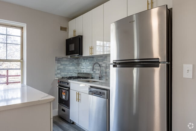 Hudson Ridge Apartments - 7112-7432 Boulevard E North Bergen NJ 07047 ...