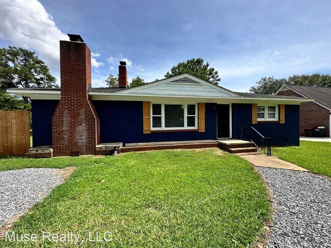 3 br, 1 bath House - 319 Gold Hill Road - 319 Gold Hill Rd Fort Mill SC ...