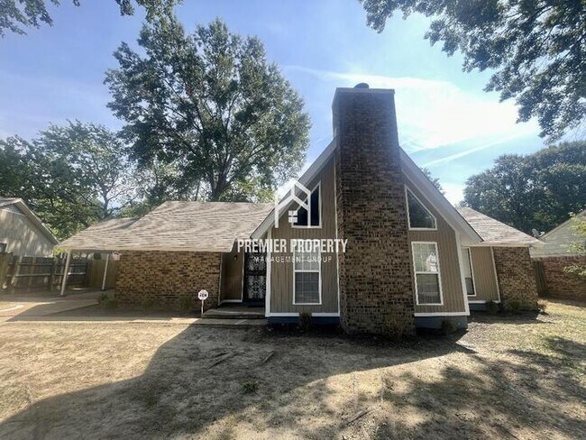 FIRST MONTHS RENT FREE! - 3202 Drayton Woods Dr Memphis TN 38134 ...