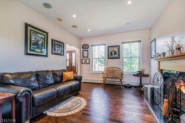 5 Saddle Ridge Rd - 5 Saddle Ridge Rd Sparta Township NJ 07871 ...