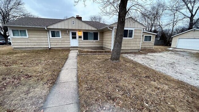 Sprawling Ranch Home - 6328 W Nash St Milwaukee WI 53216 | Apartment Finder