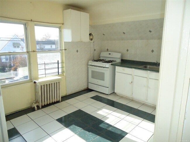 99-18 222nd St - 99-18 222nd St Queens NY 11429 | Apartment Finder