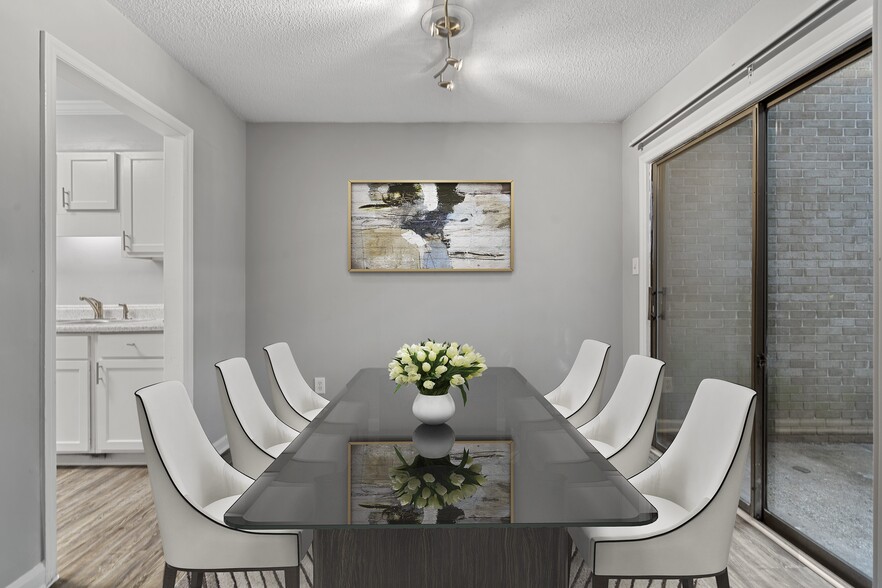 Yester Oaks Apartments - 100 Yester Oaks Way E Greensboro NC 27455 ...