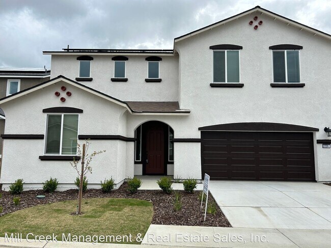 5 br, 3 bath House - 2226 S. Vista - 2226 S Vista St Visalia CA 93292 ...