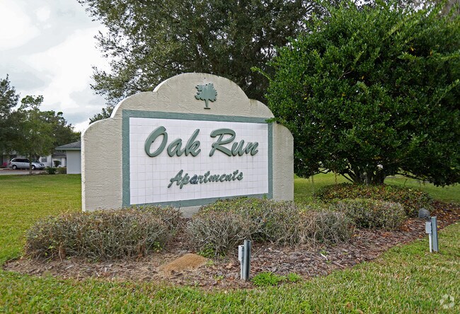 Oak Run Apartments - 37728 Oak Run Cir Zephyrhills FL 33541 | Apartment ...