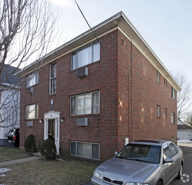 910 Park Ave - 910 Park Ave Cranston RI 02910 | Apartment Finder