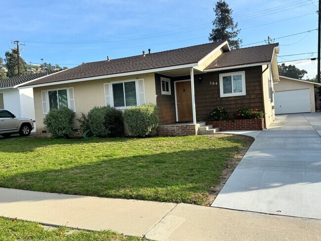 Charming single story remodeled home in Mi... - 364 Estrella St Ventura ...