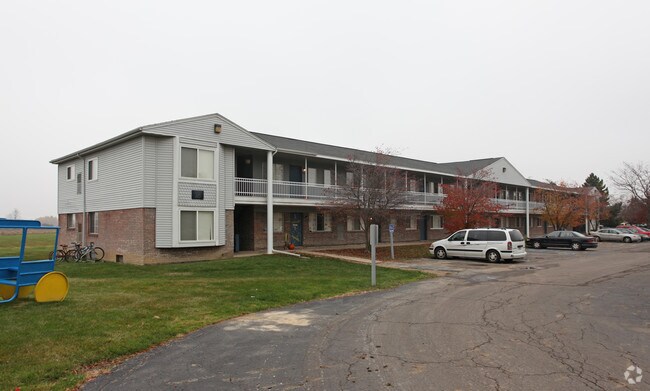 Quail Ridge Apartments - 1001 N State St Davison MI 48423 | Apartment ...