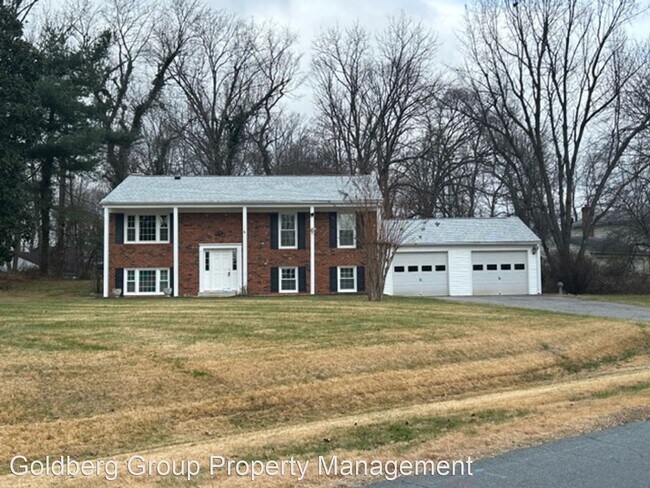 5 br, 3 bath House - 2 Garrett Court - 2 Garrett Ct Derwood MD 20855 ...