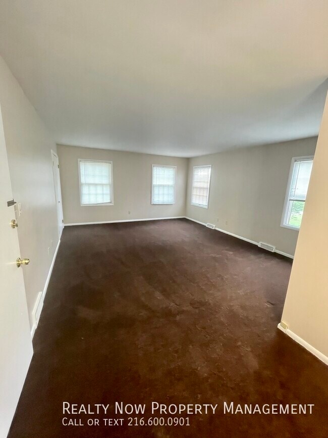 13844 Cedar Rd - 13844 Cedar Rd South Euclid OH 44118 | Apartment Finder