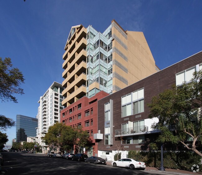 West Ash Plaza - 350 W Ash St San Diego CA 92101 | Apartment Finder