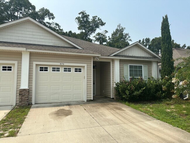 Pebble Brook unit avail NOW!!! - 975 Chase Creek Cir Tallahassee FL ...