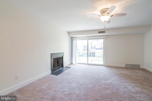 350 Old Forge Crossing - 350 Old Forge Crossing Devon PA 19333 ...