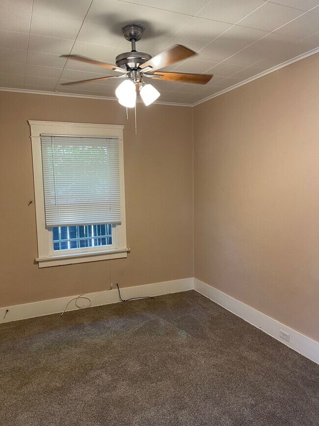 2831 E 8th St - 2831 E 8th St Long Beach CA 90804 | Apartment Finder