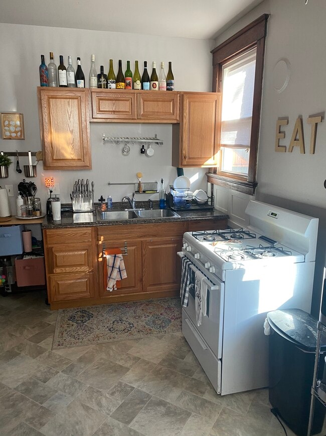 375 Probasco St - 375 Probasco St Cincinnati OH 45220 | Apartment Finder