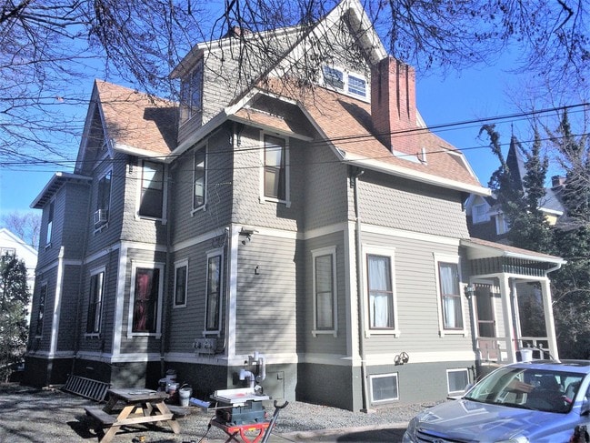 18-22 Warren Ave - 18-22 Warren Ave Pawtucket RI 02860 | Apartment Finder