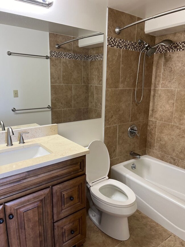 One Bedroom at the Marco Polo - 2333 Kapiolani Blvd Honolulu HI 96826 ...