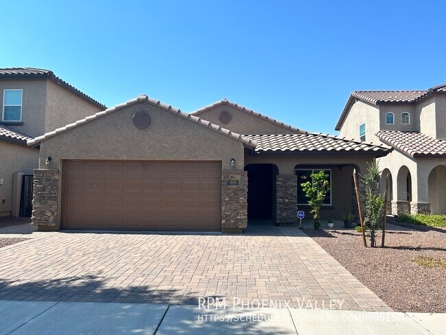 4 Bed / 2 Bath Single Level Phoenix Home - 619 W Kerry Ln Phoenix AZ ...