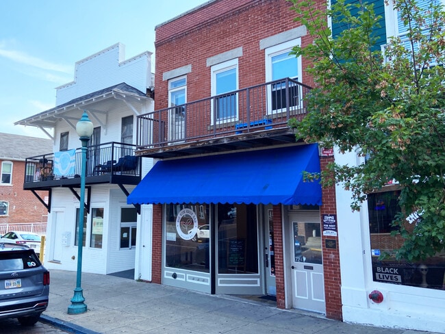 72 N Court St - 72 N Court St Athens OH 45701 | Apartment Finder