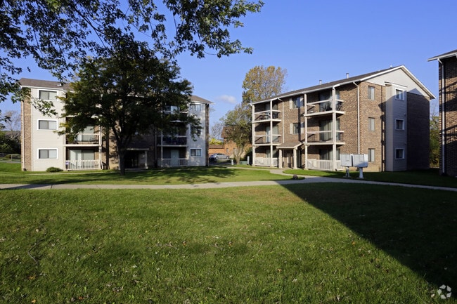 3326-3356 184th St - 3326-3356 184th St Homewood IL 60430 | Apartment ...