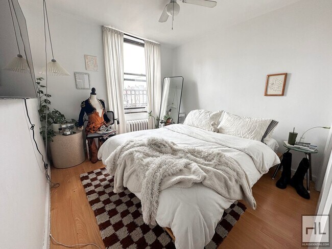 MOTT STREET - 124 Mott St New York NY 10013 | Apartment Finder