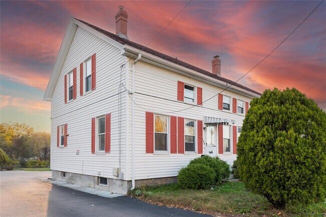 754 East Ave - 754 East Ave Warwick RI 02886 | Apartment Finder