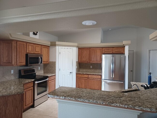 3451 Pocahontas Dr - 3451 Pocahontas Dr Lake Havasu City AZ 86404 ...