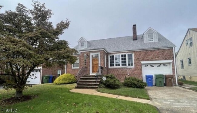 18 Elmwood Terrace - 18 Elmwood Terrace Linden NJ 07036 | Apartment Finder