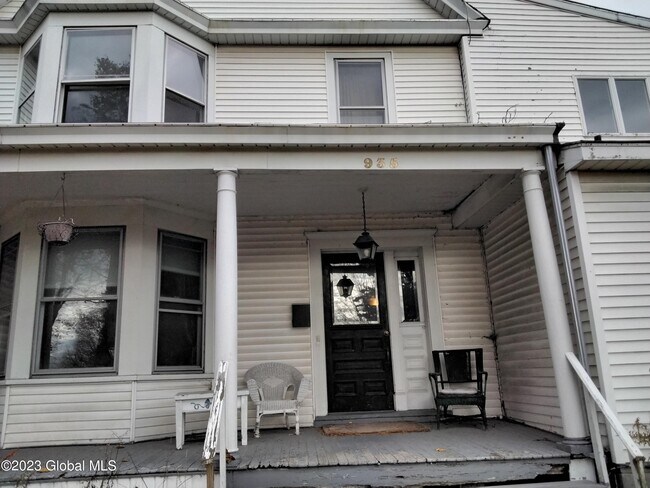 935 Hoosick Rd - 935 Hoosick Rd Troy NY 12180 | Apartment Finder