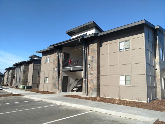 3805 E Copper Point Dr - 3805 E Copper Point Dr Meridian ID 83642 ...
