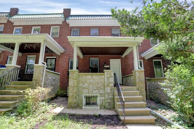 Spacious Renovated Baltimore Row-Home - 3235 Belmont Ave Baltimore MD ...