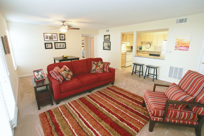 East Forest Park - 150 E Forest Park Dr Dickson TN 37055 | Apartment Finder
