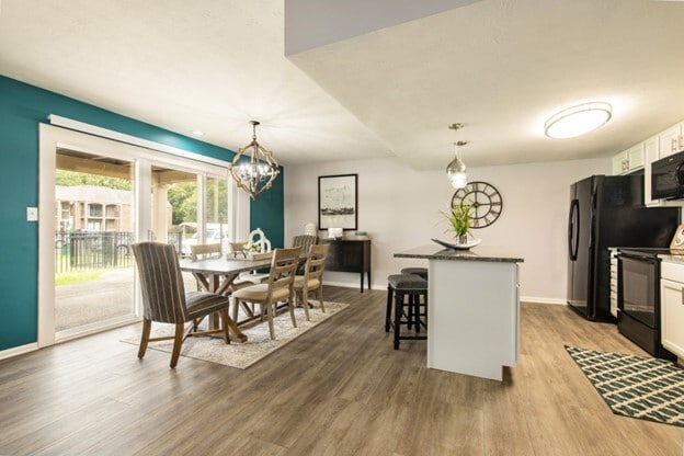 Sheffield Square Apartments - 600 Country Club Dr New Albany IN 47150 ...