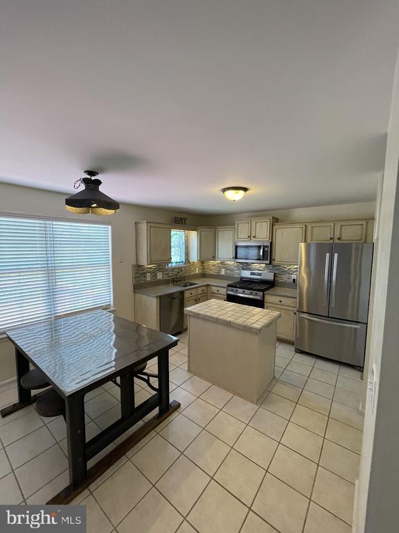 42 Glen Oak Ct - 42 Glen Oak Ct Westminster MD 21158 | Apartment Finder