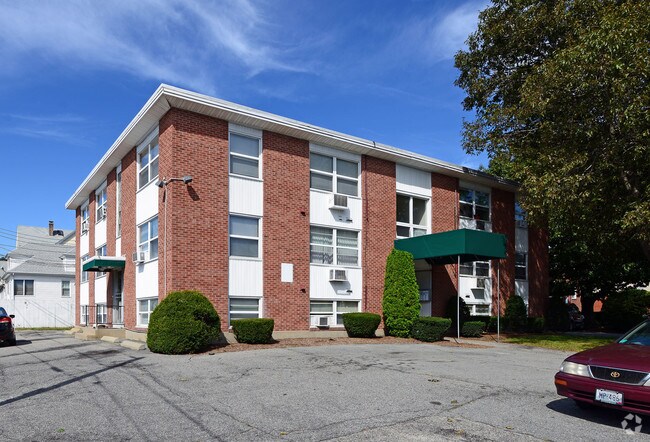 Seneca Place Apartments - 20-30 Power Rd Pawtucket RI 02860 | Apartment ...