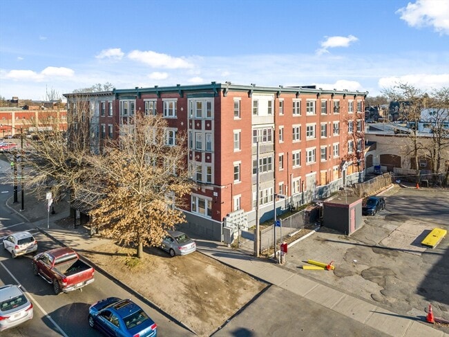 683 State St - 683 State St Springfield MA 01109 | Apartment Finder