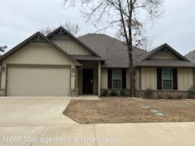 4 br, 2 bath House - 3885 Old Omen Rd. - 3885 Old Omen Rd Tyler TX ...