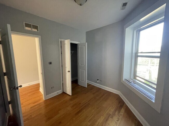 3 bedroom in Chicago IL 60637 - 6035 S Prairie Ave Chicago IL 60637 ...