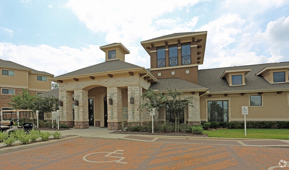 The Oaks at Northpointe - 12101 Northpointe Blvd Tomball TX 77377 ...
